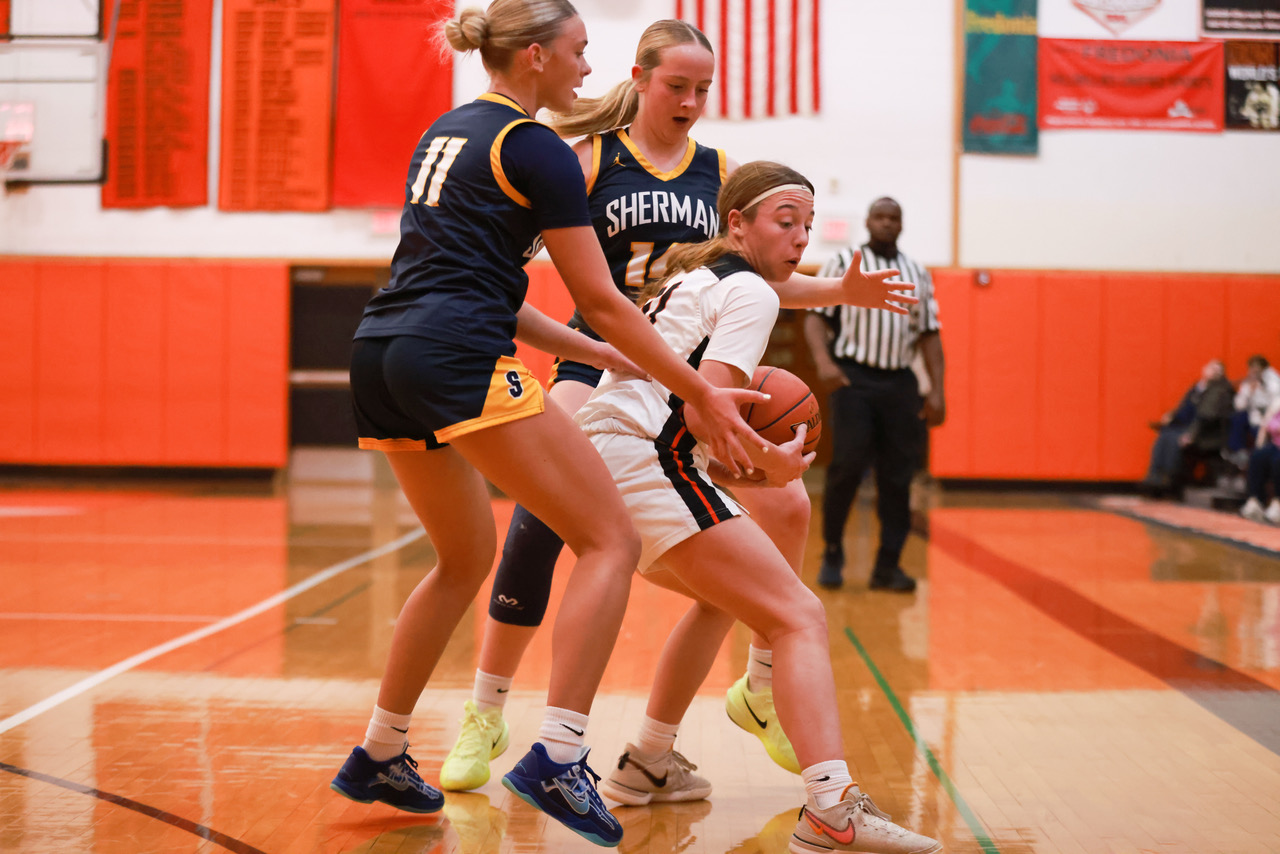 Sherman Coasts Past Fredonia; Cougars Capture Winter Classic | News ...